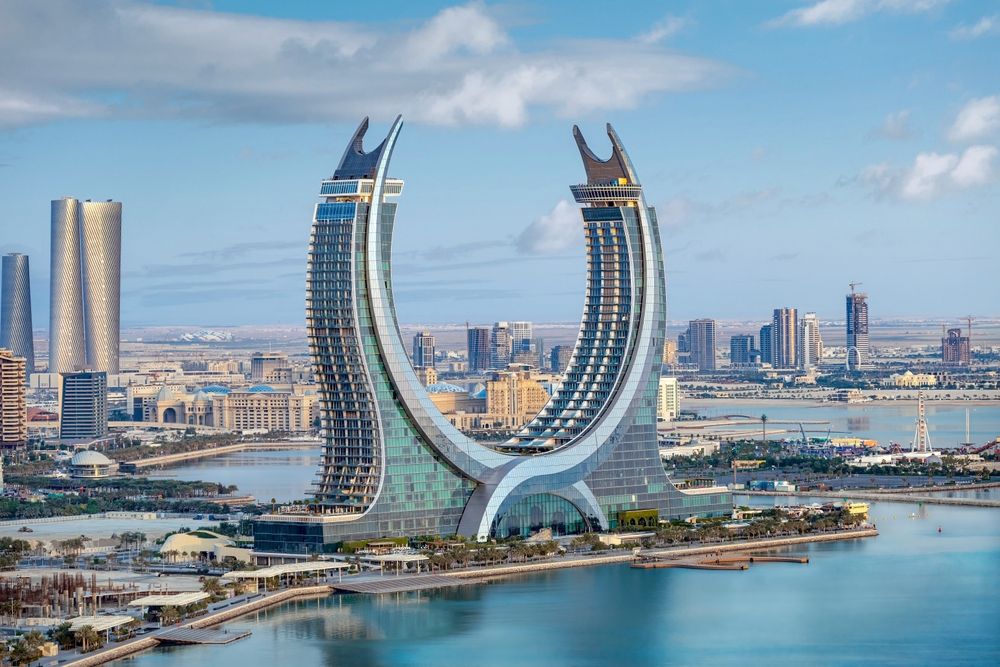 Raffles Doha: Katara Towers’ Jewel Fusing Tradition and Modern Luxury